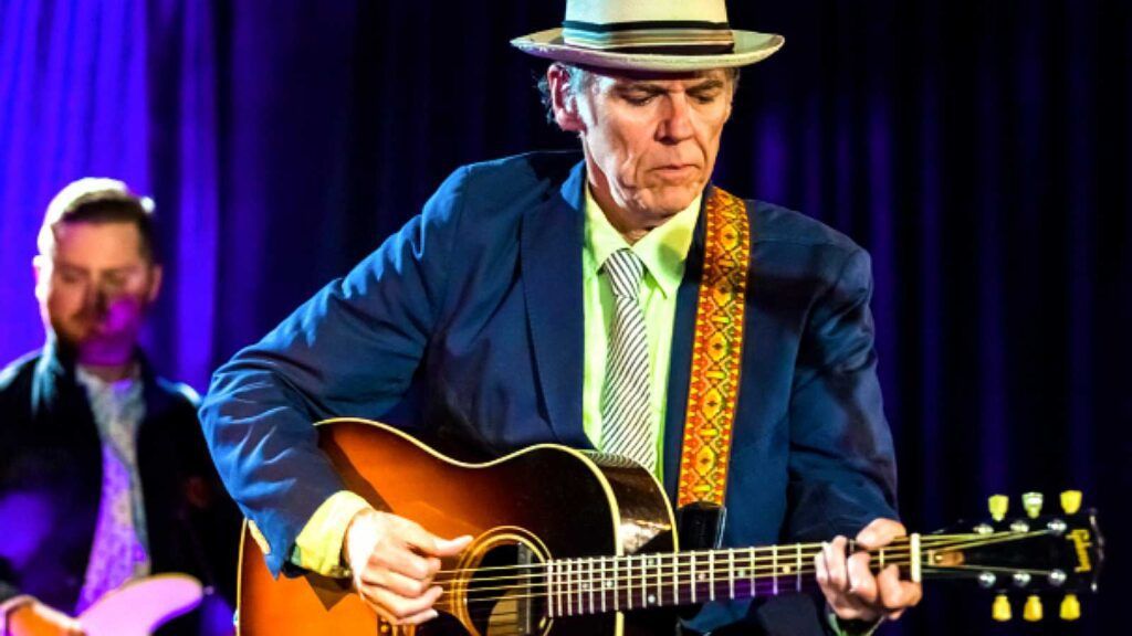 Descubre todo sobre JOHN HIATT y su exitosa carrera musical