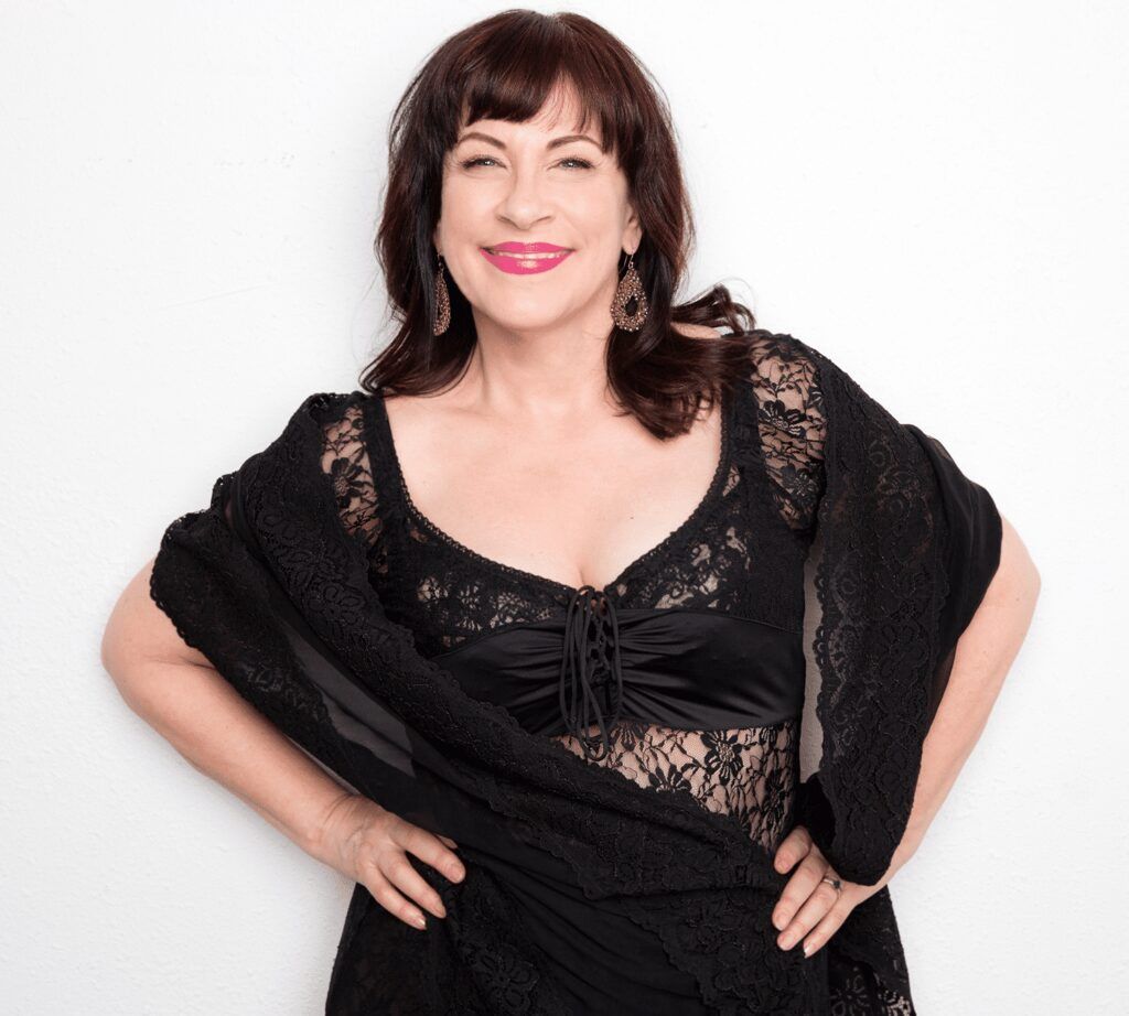 Descubre todo sobre la cantante JANIVA MAGNESS