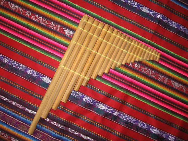 ZAMPOÑA: Origen, Características, Significado y más.
