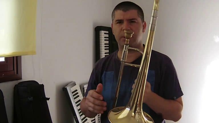 TROMBÓN: Qué es, historia, características, partes y mucho más