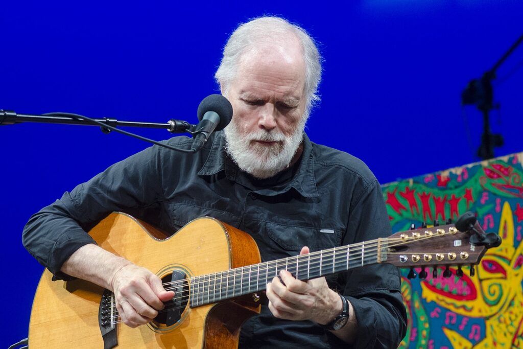 ¿Conoces a LEO KOTTKE? Aprende todo sobre él aquí