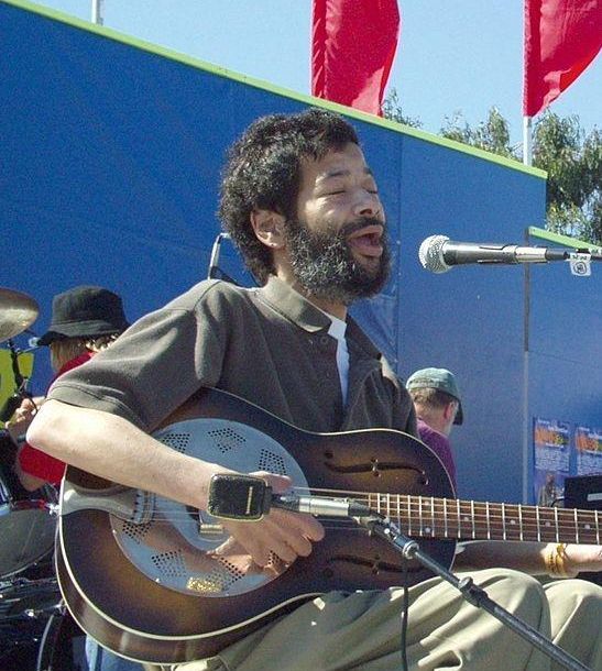 Aprende todo sobre PAUL PEÑA, músico y mucho más