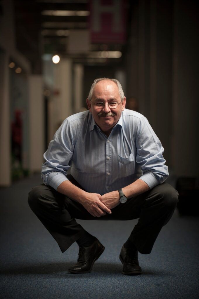 BIOGRAFÍA DE BENITO TAIBO: EL AUTOR Y SUS LIBROS